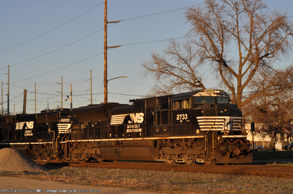 NS 2733 East Last Light